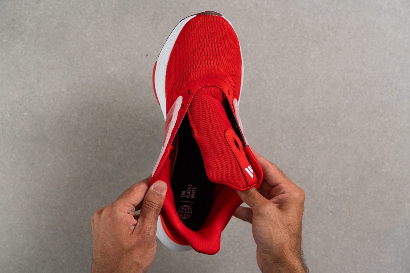 Cut in half: Adidas Ultrabounce Review (2023) | RunRepeat