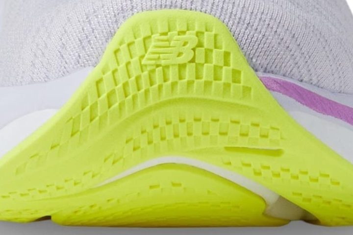 New Balance Fuelcell Propel v4 Review, Facts, Comparison | RunRepeat