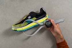 Cut in half: Hoka Tecton X 2 Review | RunRepeat