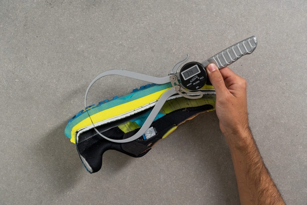Cut in half: Hoka Tecton X 2 Review | RunRepeat