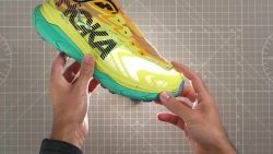 Cut in half: Hoka Tecton X 2 Review | RunRepeat
