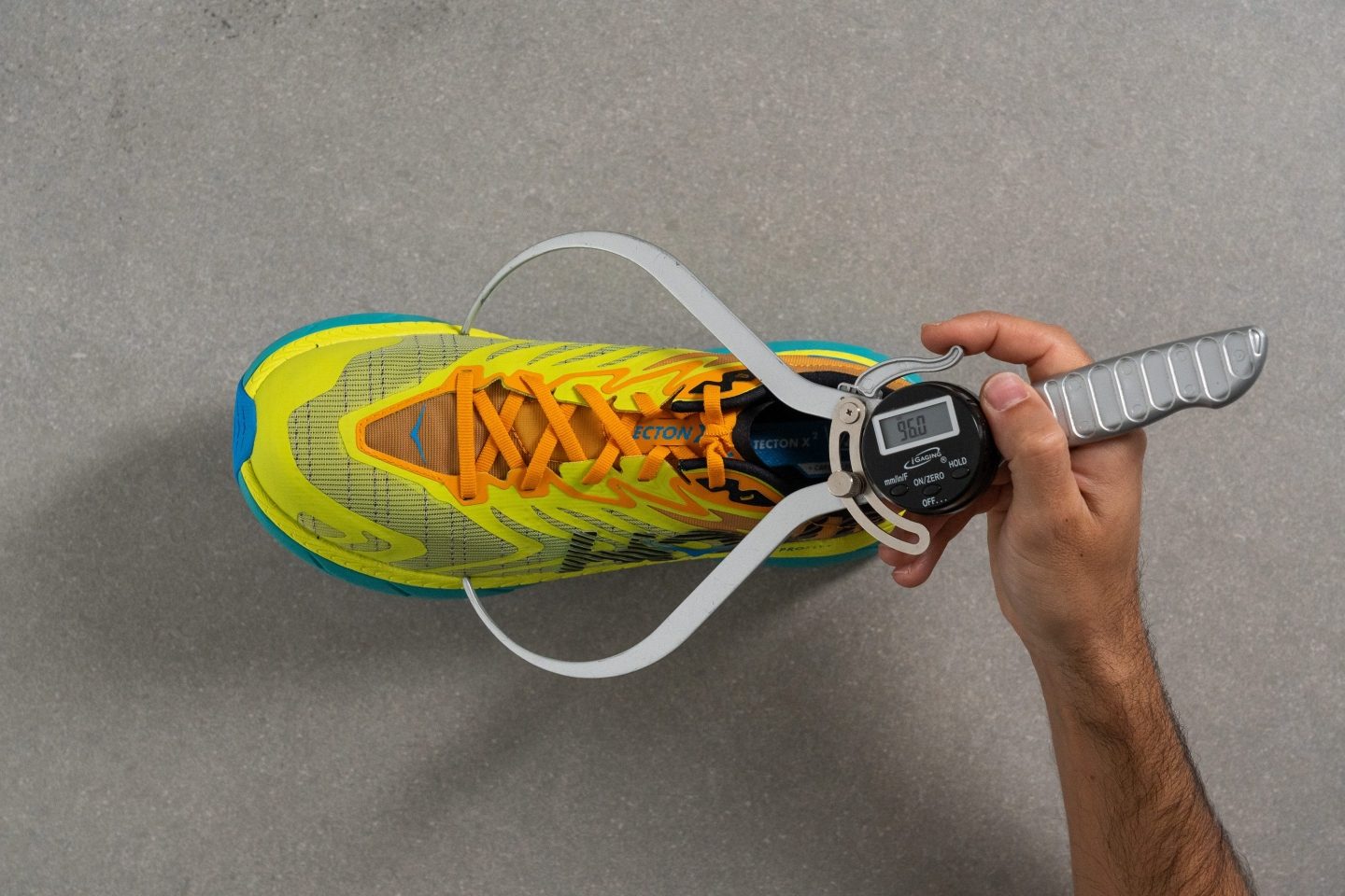Cut in half: Hoka Tecton X 2 Review | RunRepeat