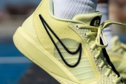 Cut in half: Nike Sabrina 1 Review (2024) | RunRepeat