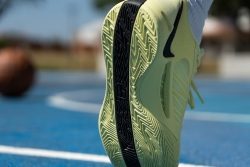 Cut in half: Nike Sabrina 1 Review | RunRepeat