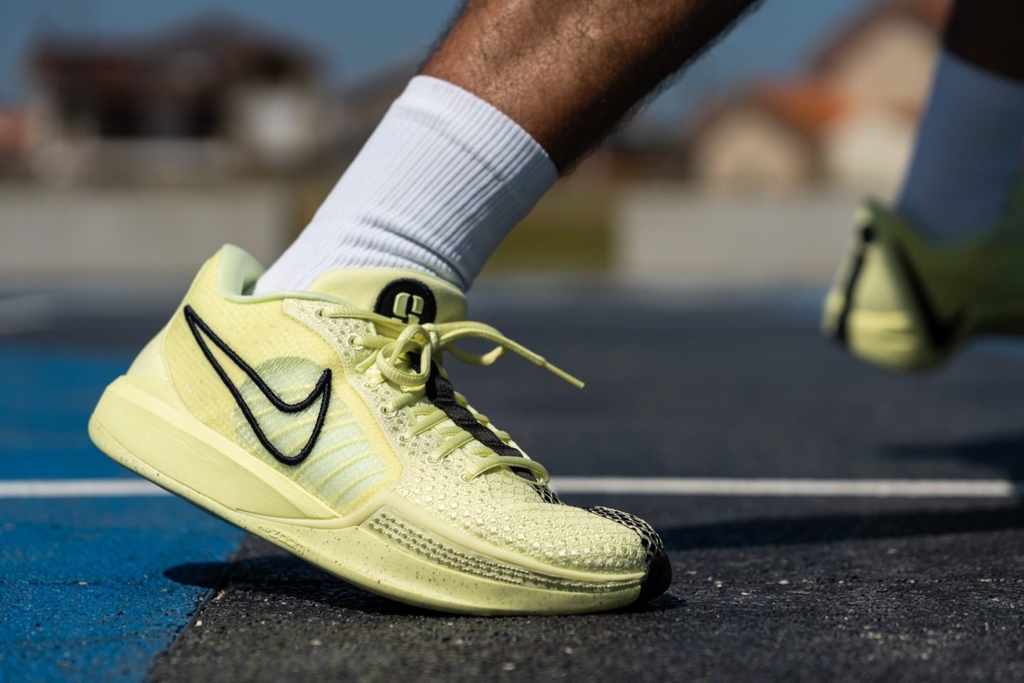 Cut in half: Nike Sabrina 1 Review (2024) | RunRepeat