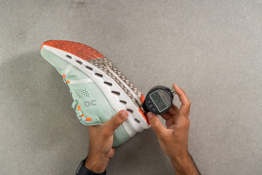 Cut in half: On Cloudsurfer 7 Review | RunRepeat