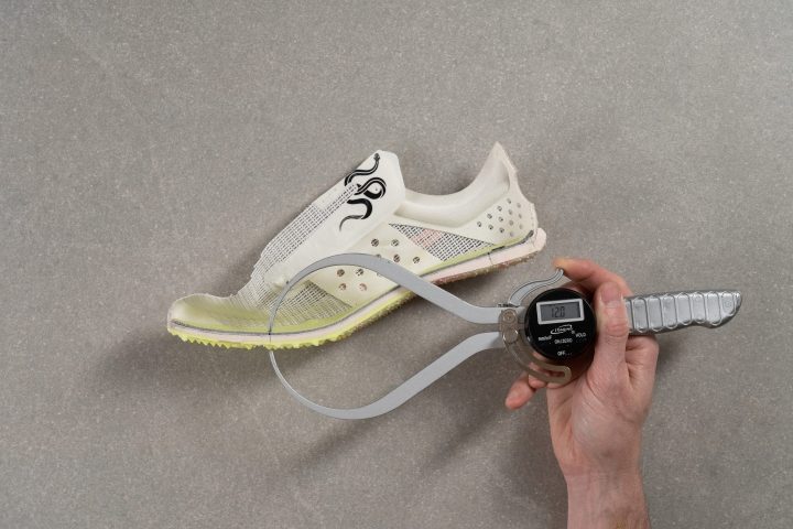 Cut in half: Nike Zoom Mamba 6 Review (2025) | RunRepeat