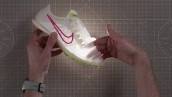 Cut in half: Nike Zoom Mamba 6 Review (2025) | RunRepeat