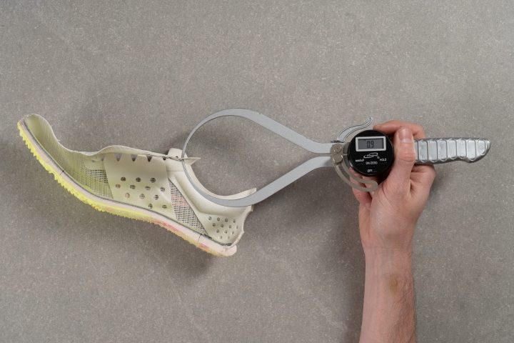 Cut in half: Nike Zoom Mamba 6 Review (2025) | RunRepeat