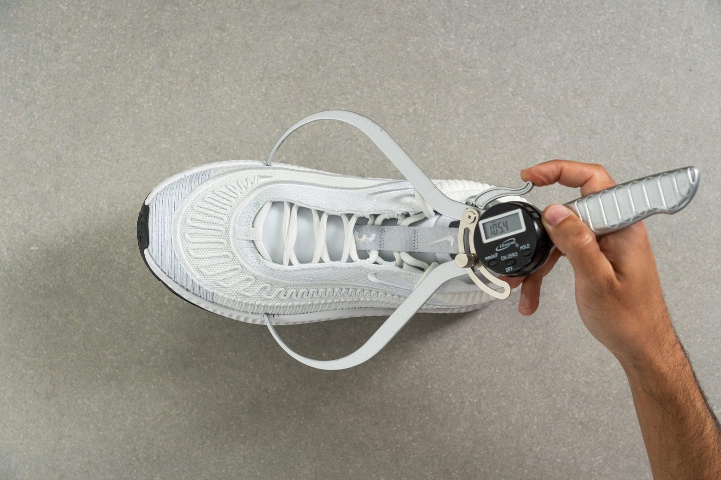 Cut in half: Nike Cosmic Unity 3 Review | RunRepeat