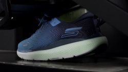 Cut in half: Skechers GO RUN Ride 11 Review | RunRepeat