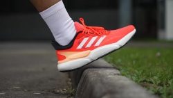 Cut in half: Adidas Solarboost 5 Review (2024) | RunRepeat