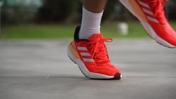 Cut in half: Adidas Solarboost 5 Review (2024) | RunRepeat