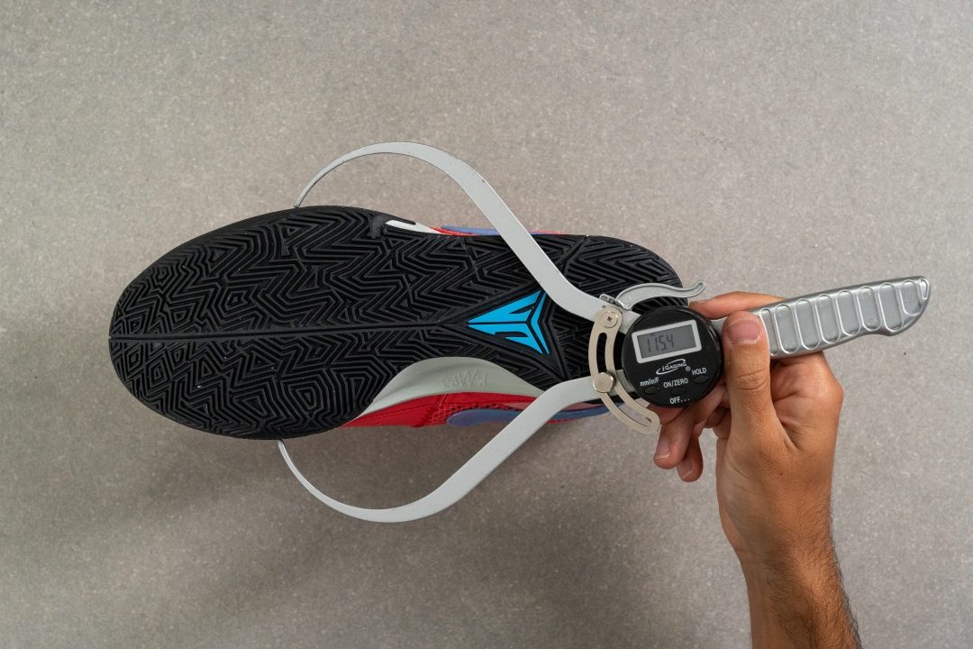 Cut in half: Nike Ja 1 Review | RunRepeat