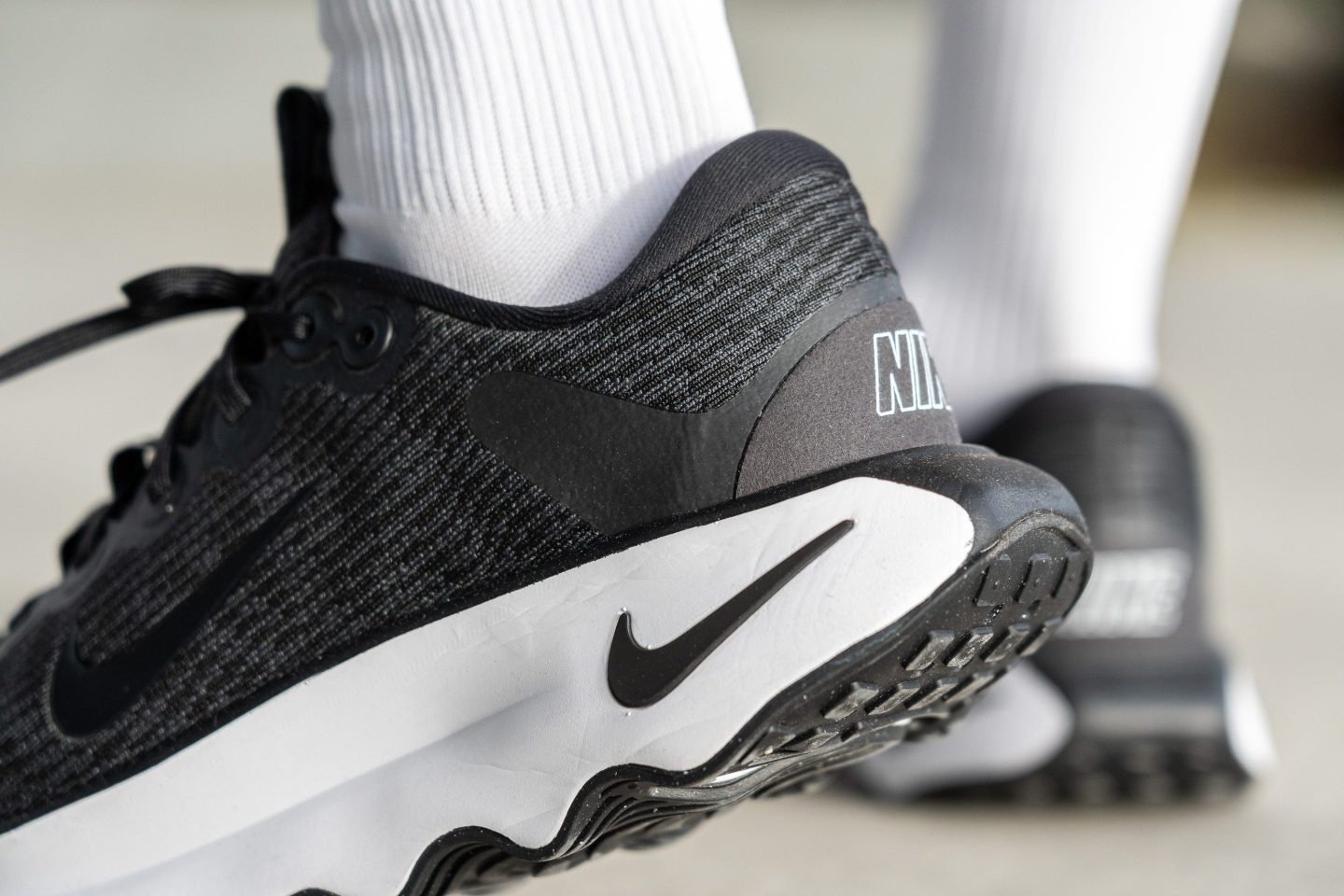 Cut in half: Nike Motiva Review | RunRepeat