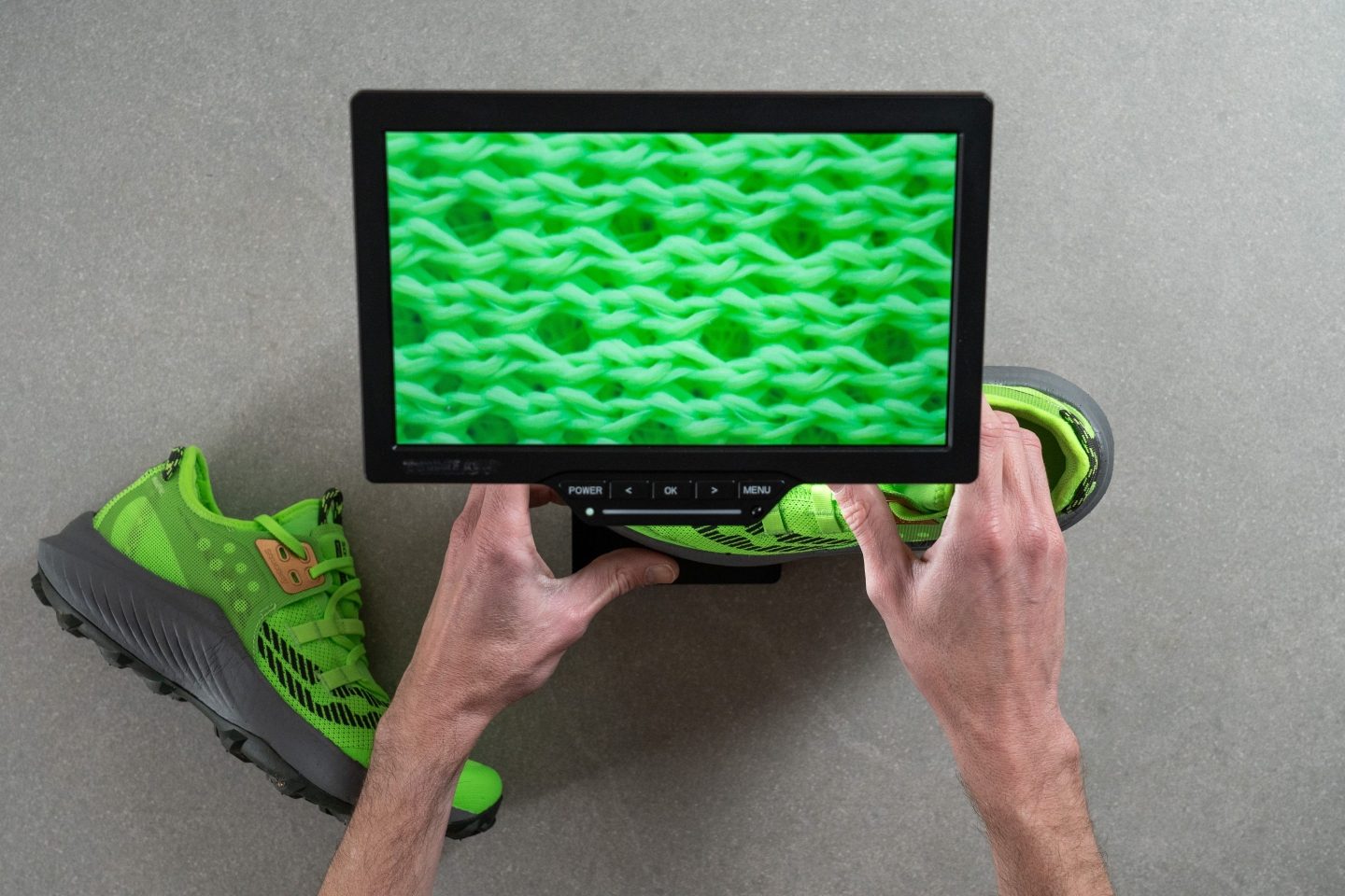 Cut in half: Saucony Endorphin Rift Review (2024) | RunRepeat