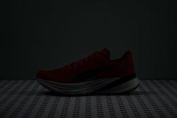 Cut in half: PUMA Magnify Nitro 2 Review | RunRepeat