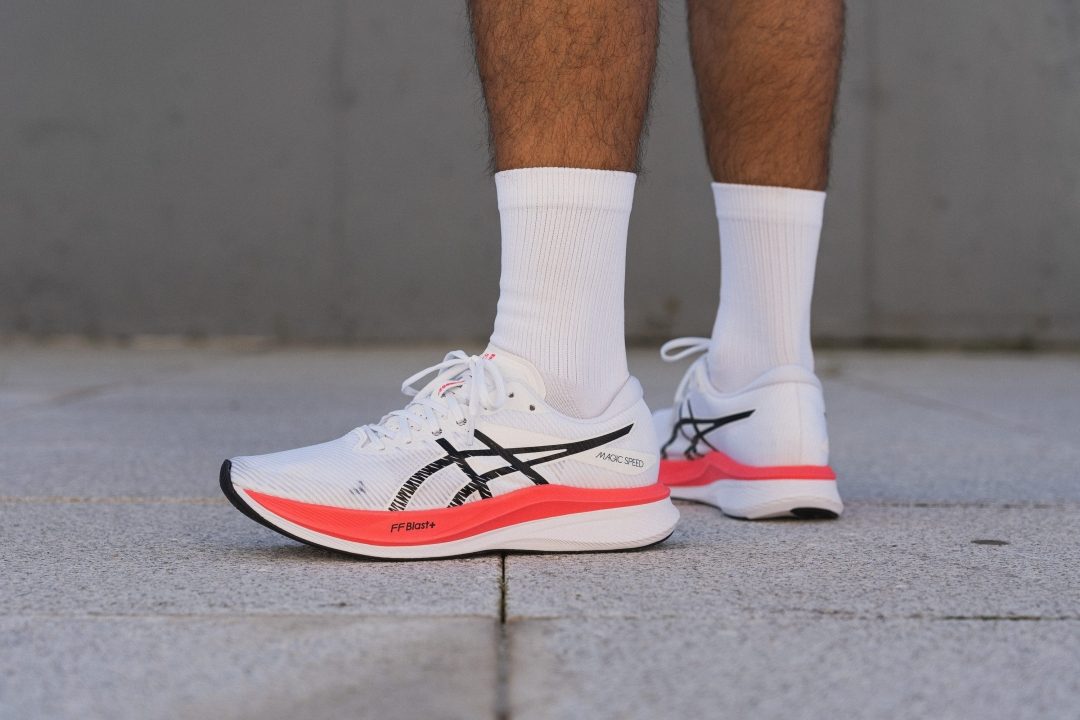 Cut in half: ASICS Magic Speed 3 Review | RunRepeat