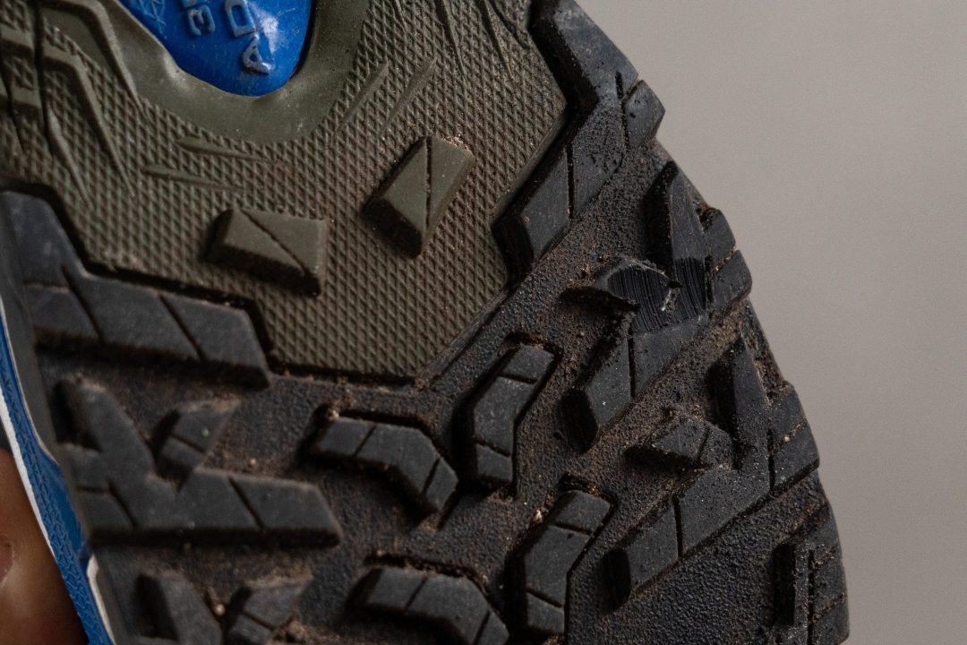 Cut in half: Salomon XA Pro 3D v9 GTX Review (2024) | RunRepeat