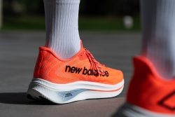 Cut in half: New Balance FuelCell SuperComp Trainer v2 Review | RunRepeat