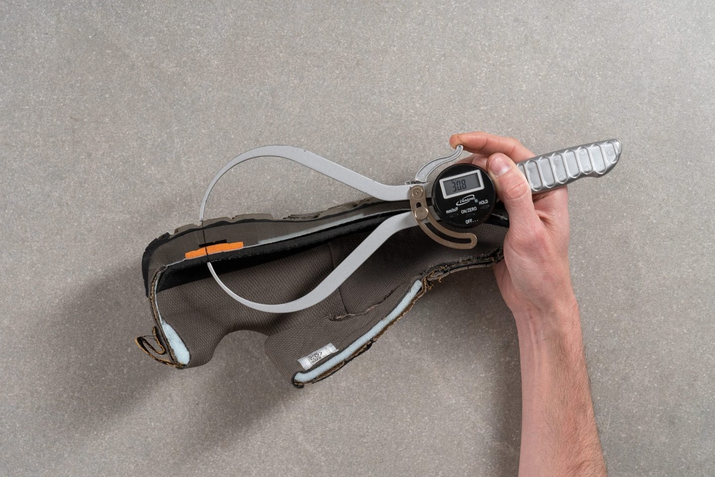 Cut in half: Merrell Accentor 3 Review | RunRepeat