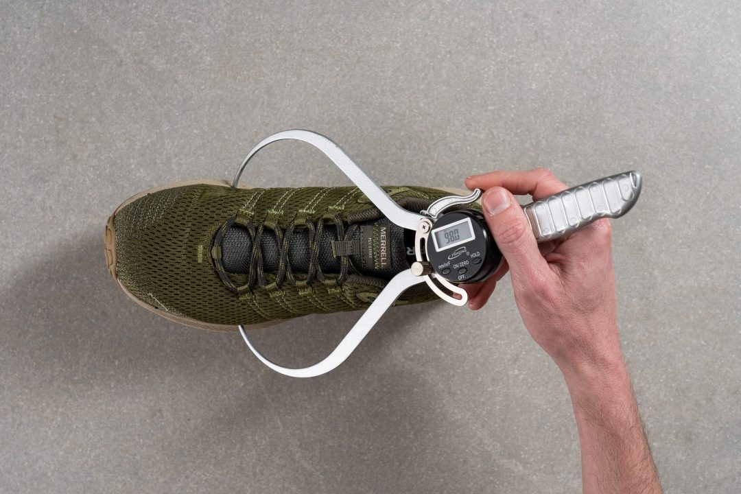 Cut in half: Merrell Fly Strike Review | RunRepeat