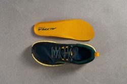 Cut in half: Altra Outroad 2 Review | RunRepeat