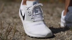 Cut in half: Nike Rival Waffle 6 Review (2024) | RunRepeat