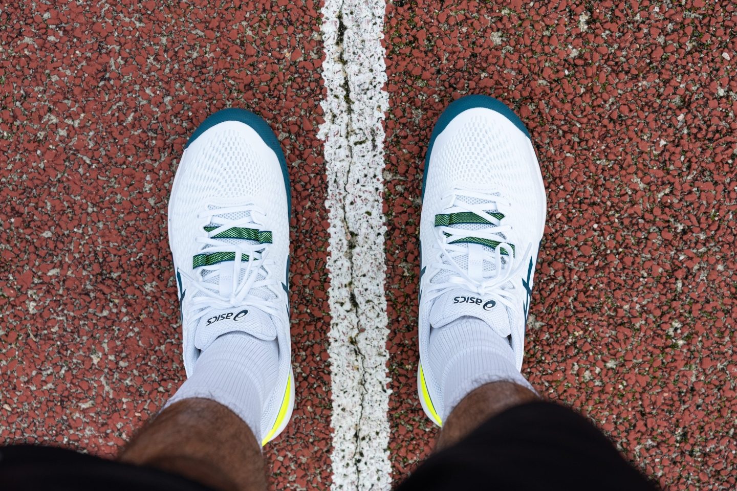 Cut in half: ASICS Gel Resolution 9 Clay Review (2024) | RunRepeat