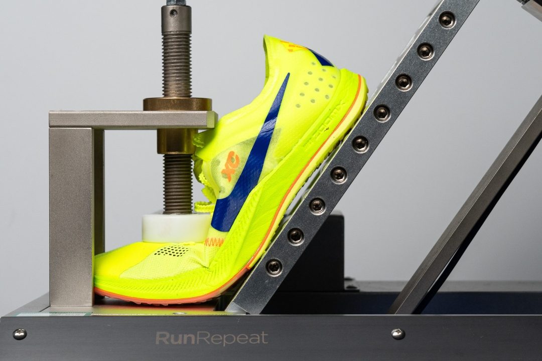 Cut in half: Nike ZoomX Dragonfly XC Review (2025) | RunRepeat