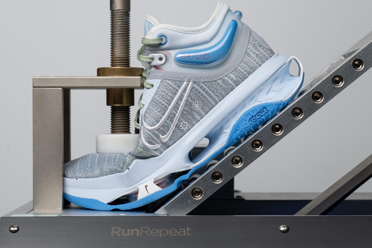 Cut in half: Nike G.T. Jump 2 Review | RunRepeat