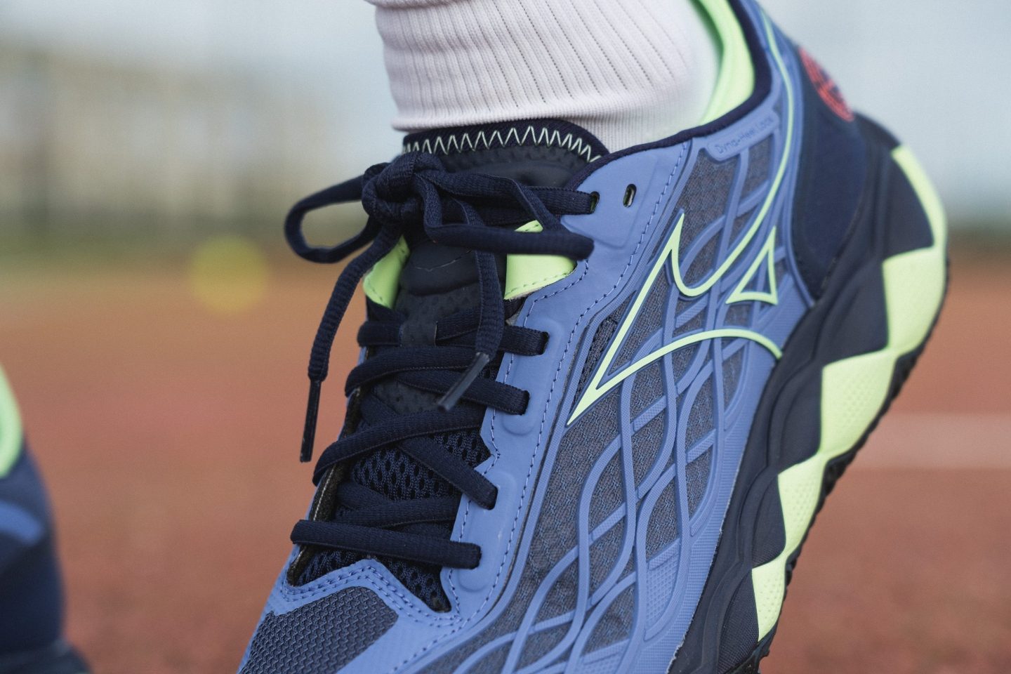 Cut in half: Mizuno Wave Enforce Tour Review | RunRepeat