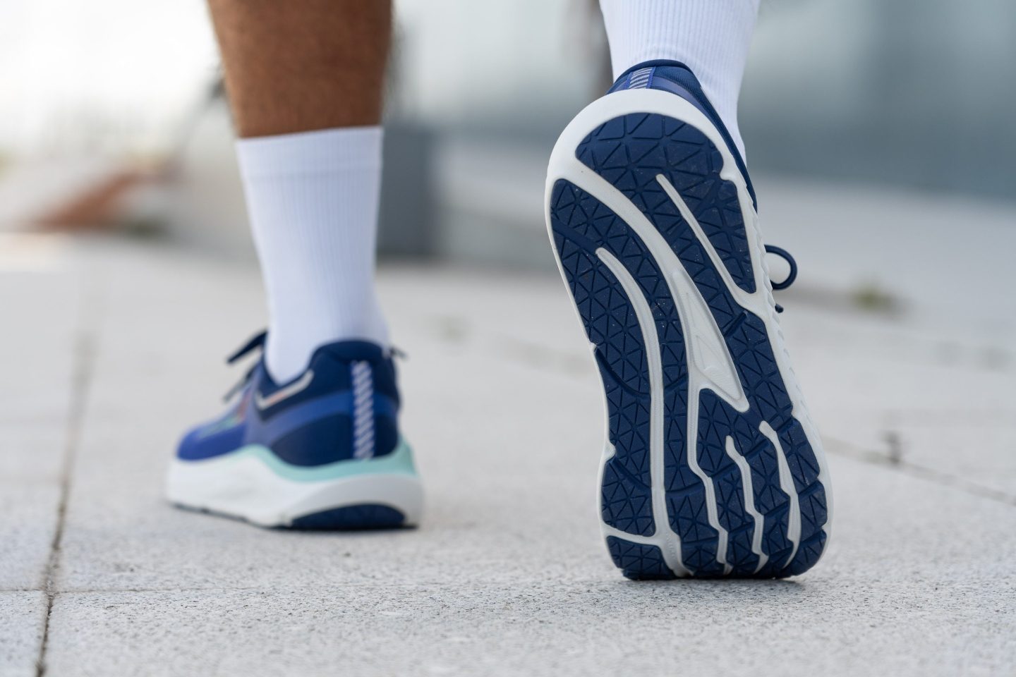 Cut in half: Altra Paradigm 7 Review | RunRepeat