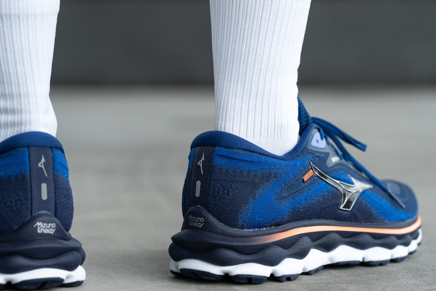 Cut in half: Mizuno Wave Sky 7 Review | RunRepeat