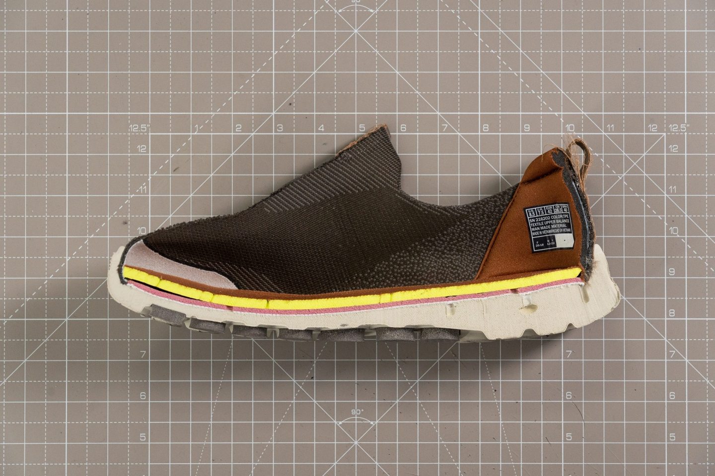 Cut in half: Skechers GO WALK 6 Review | RunRepeat