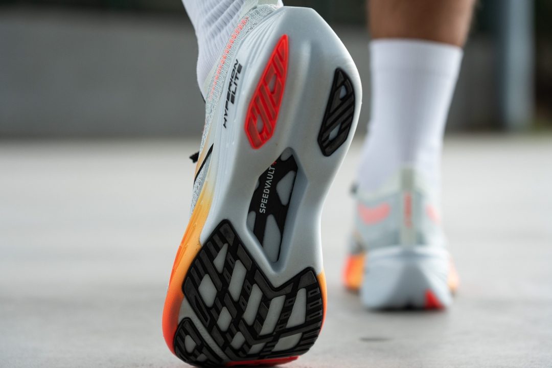 Cut in half: Brooks Hyperion Elite 4 Review (2024) | RunRepeat