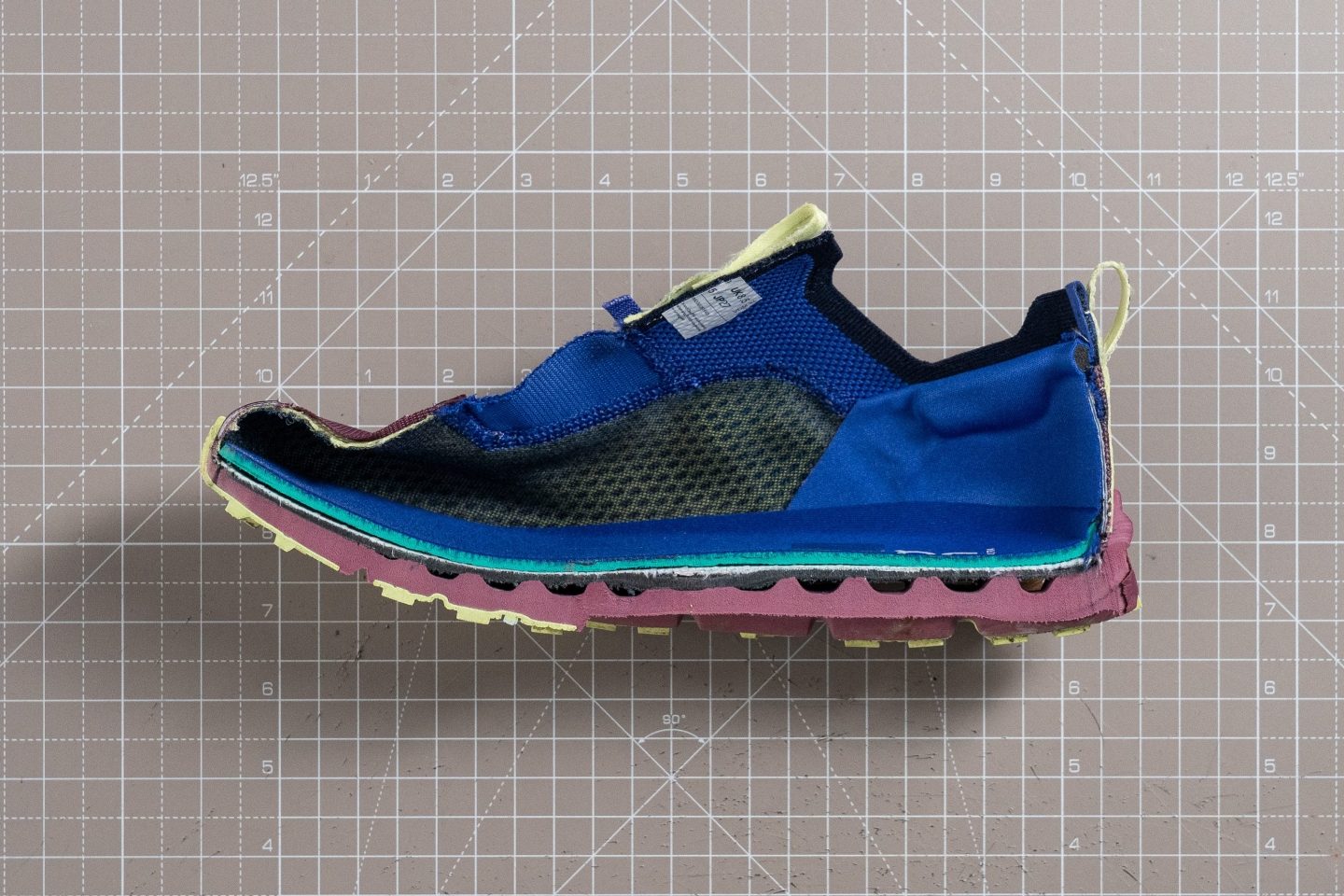 Cut in half: On Cloudultra 2 Review | RunRepeat