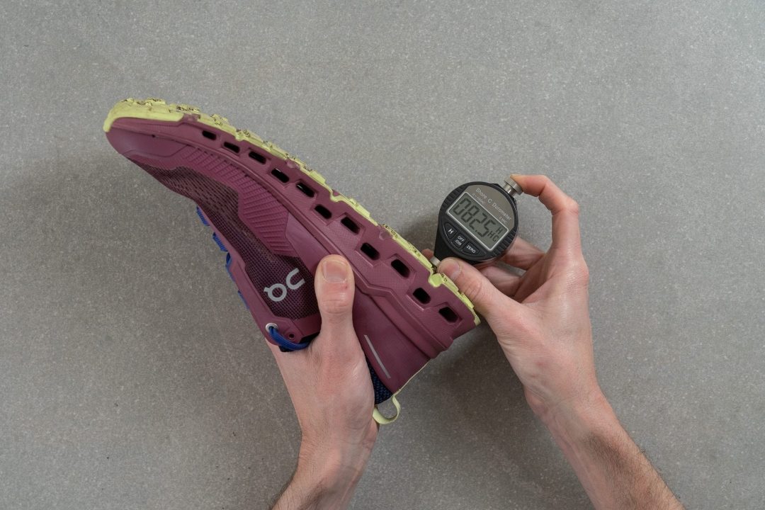 Cut in half: On Cloudultra 2 Review (2024) | RunRepeat