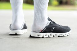 Cut in half: On Cloud 5 Coast Review | RunRepeat