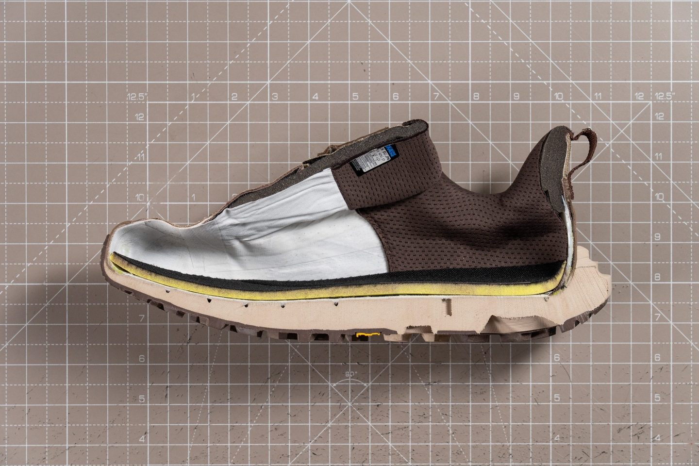 Cut in half: Hoka Anacapa 2 Low GTX Review | RunRepeat