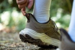 Cut in half: Hoka Anacapa 2 Low GTX Review | RunRepeat