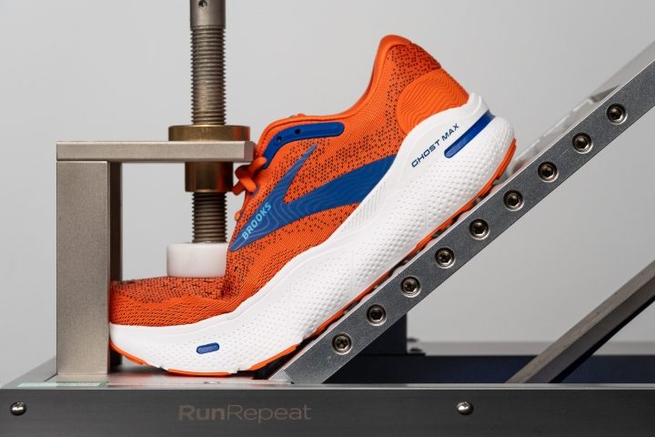 Cut in half: Brooks Ghost Max Review | RunRepeat