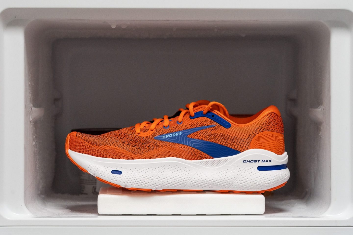 Cut in half: Brooks Ghost Max Review (2024) | RunRepeat