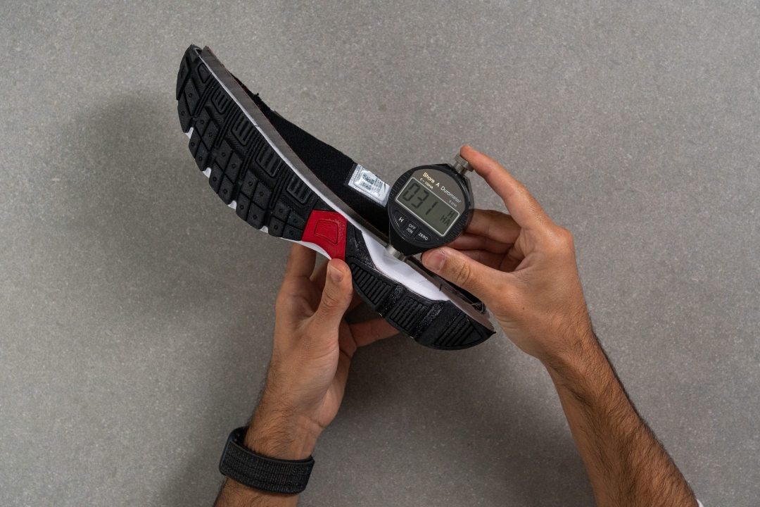 Cut in half: Nike Initiator Review | RunRepeat