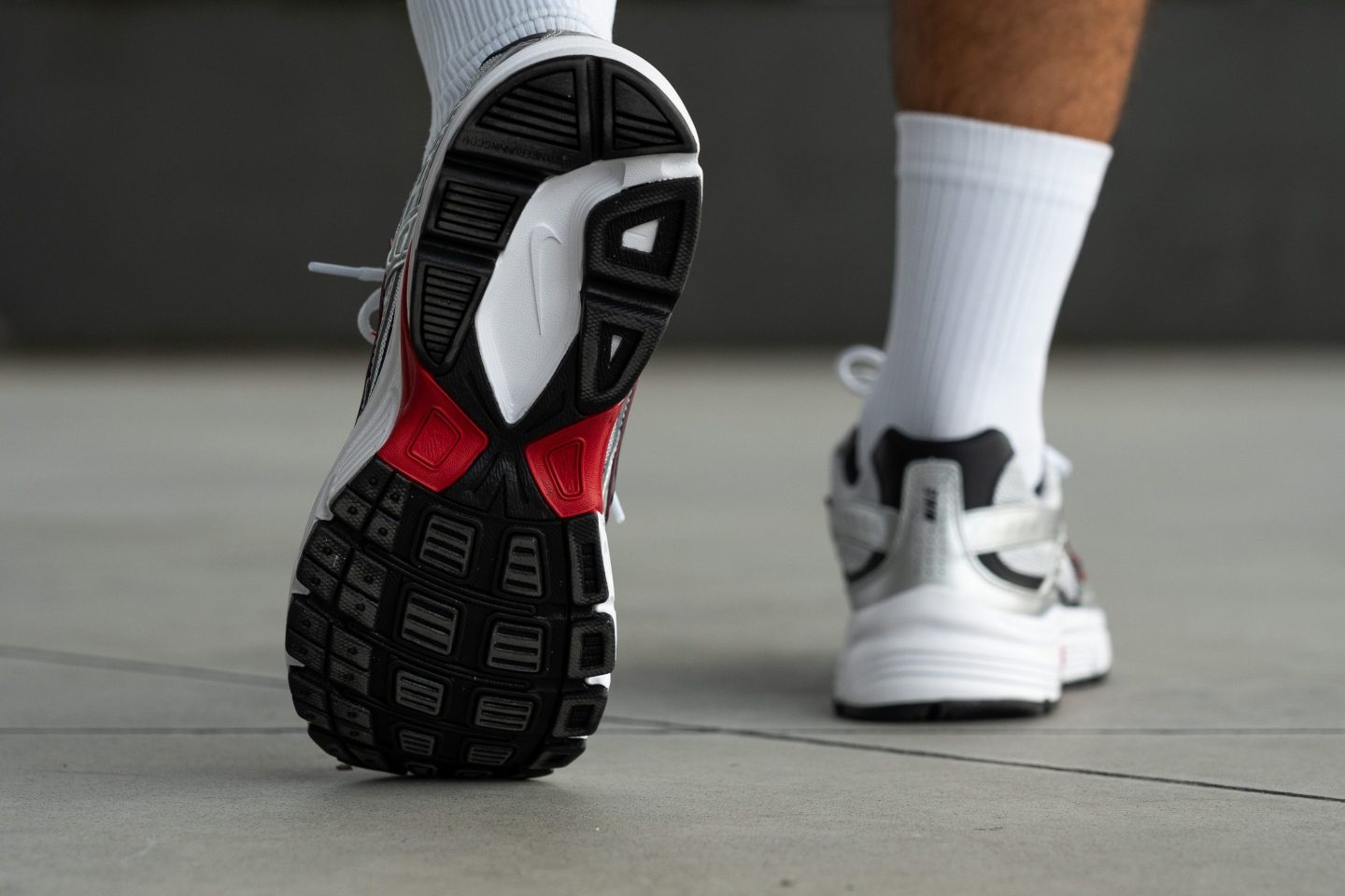 Cut in half: Nike Initiator Review | RunRepeat
