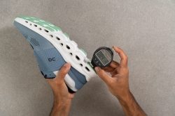 Cut in half: On Cloudstratus 3 Review | RunRepeat