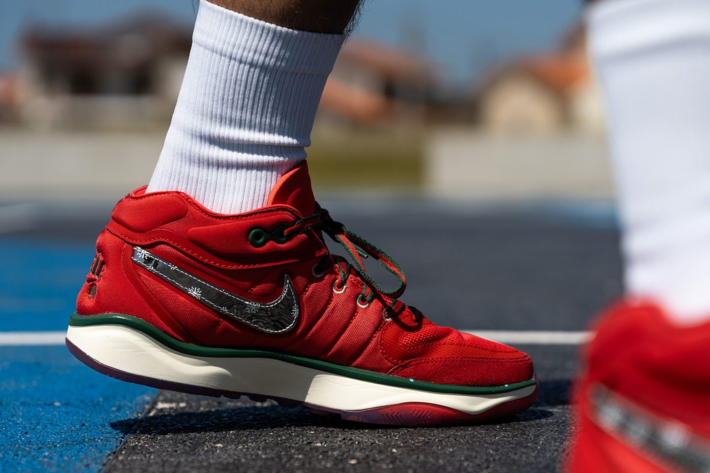 Cut in half: Nike G.T. Hustle 2 Review | RunRepeat