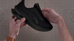 Cut in half: ASICS Gel Kinsei Max Review (2025) | RunRepeat