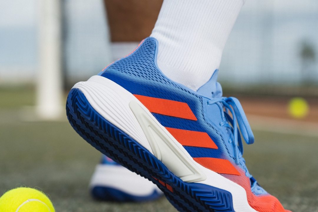 Cut in half: Adidas Barricade Clay Review | RunRepeat
