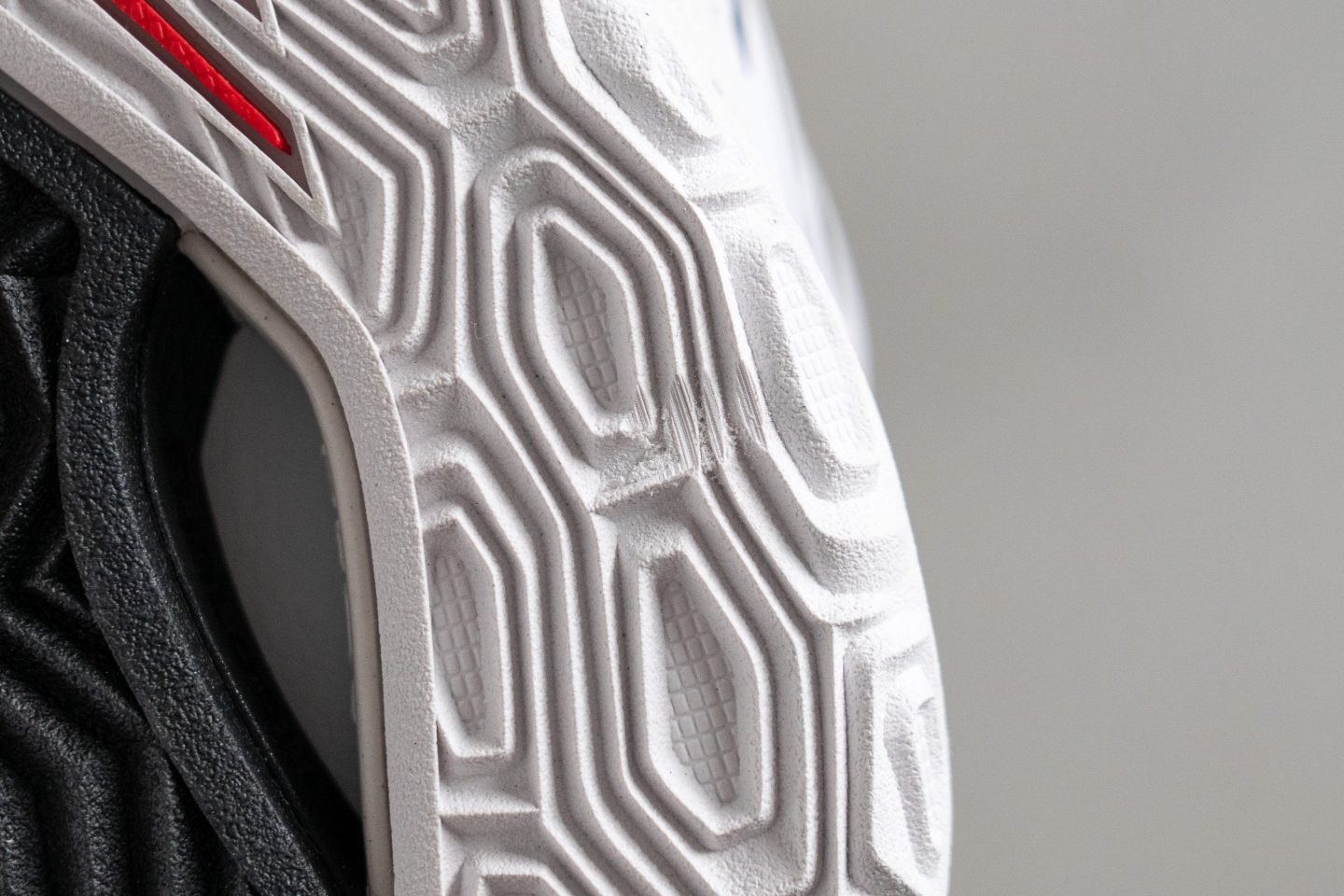 Cut in half: New Balance TWO WXY V4 Review | RunRepeat